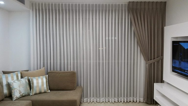 20 Beautiful Wall Curtain Ideas for Your Room